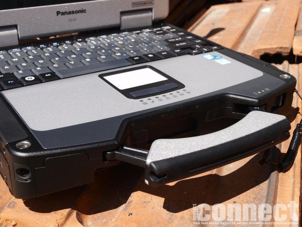 Panasonic Toughbook CF-31: Sfidează natura - connect România
