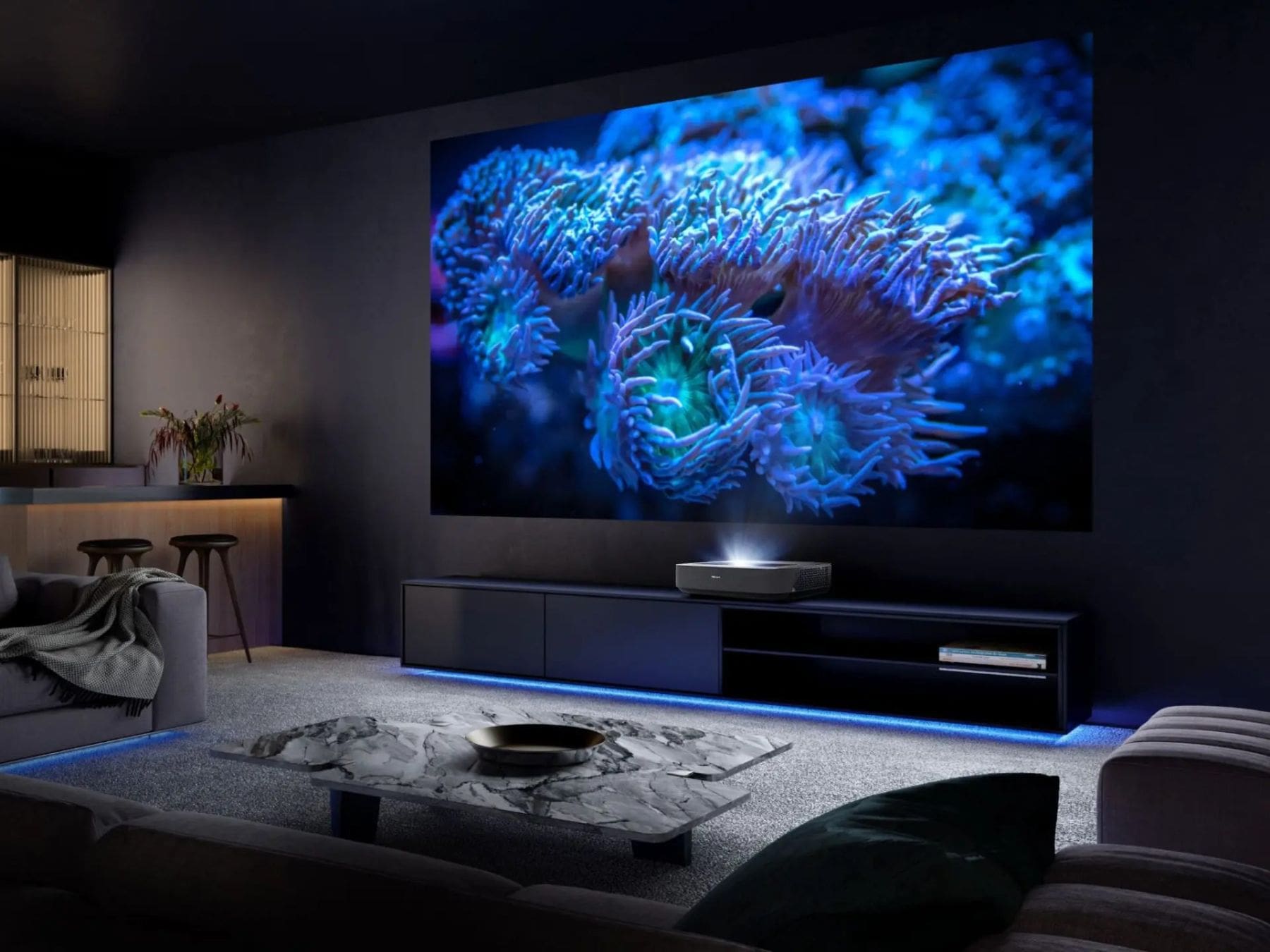 Hisense lansează un proiector 4K laser Ultra Short Throw cu ...