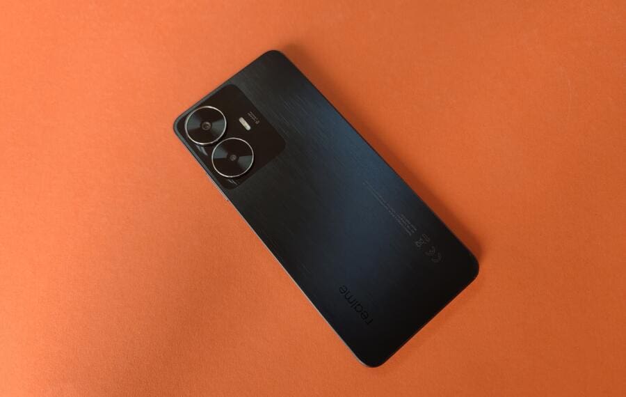 Realme C55 - Design elegant, la un preț accesibil (REVIEW)
