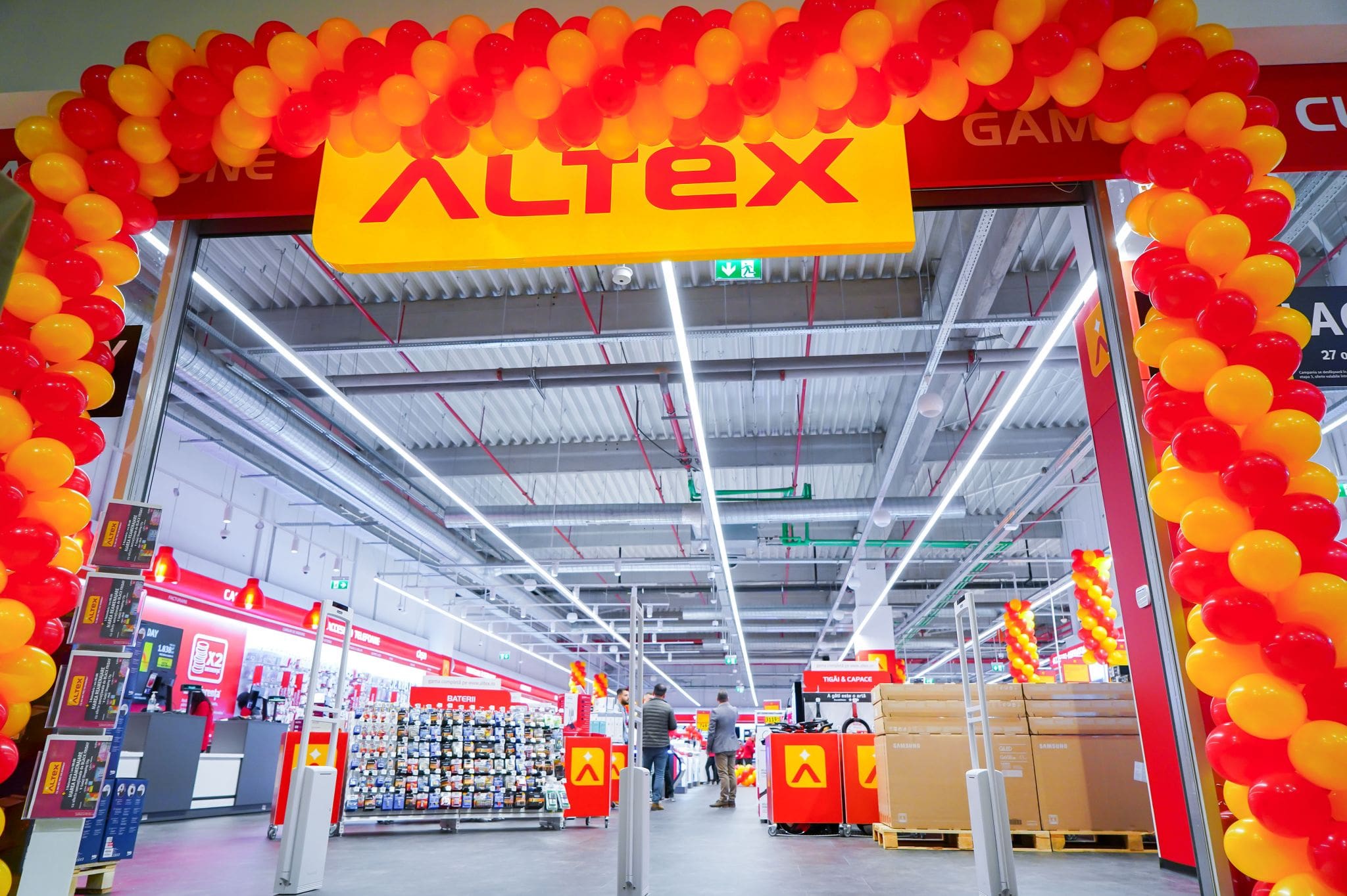 Altex deschide un nou magazin la Alba Iulia: Ce oferte avem cu ocazia ...