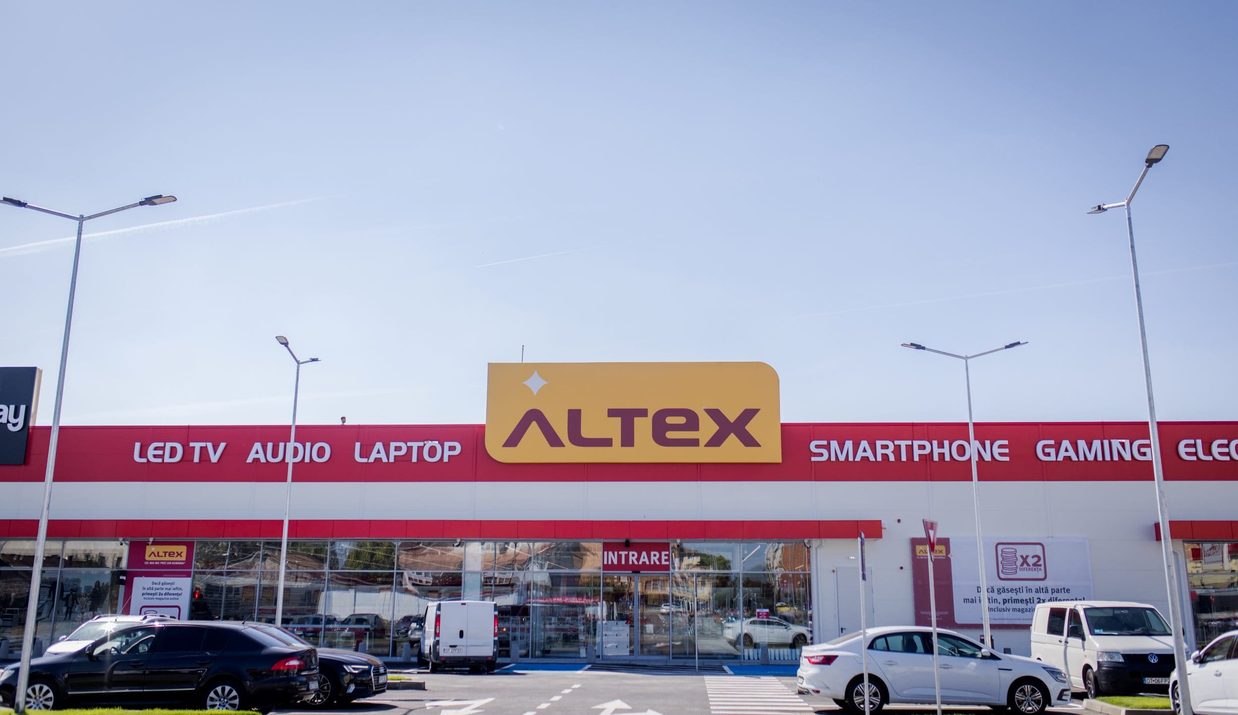 Altex a deschis primul său magazin în Balș