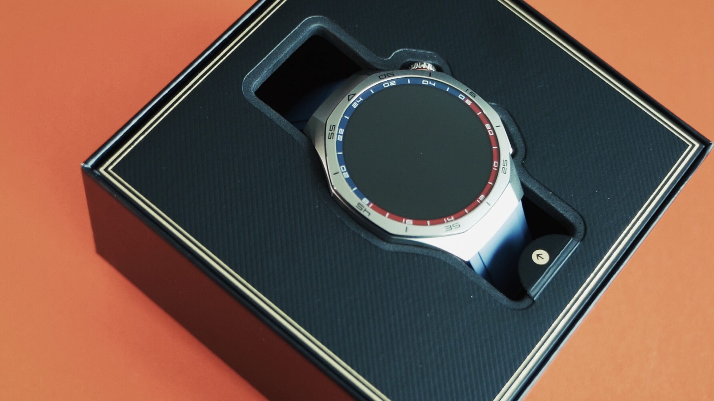 Huawei Watch GT5 Pro review: titan, golf și eleganță