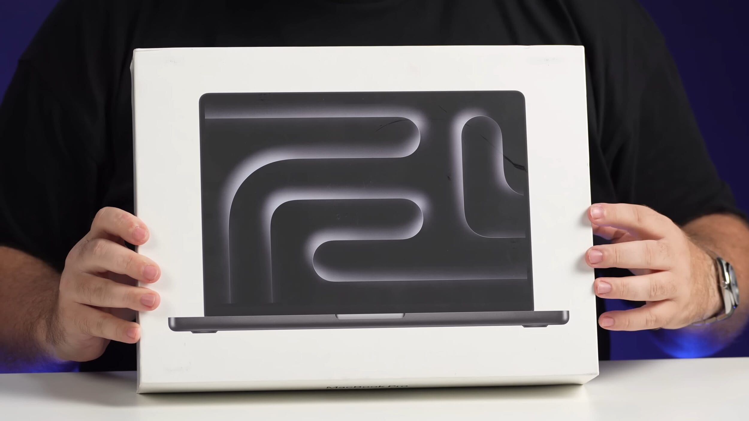 MacBook Pro M4, prezentat înainte de anunțul oficial pe YouTube și ...