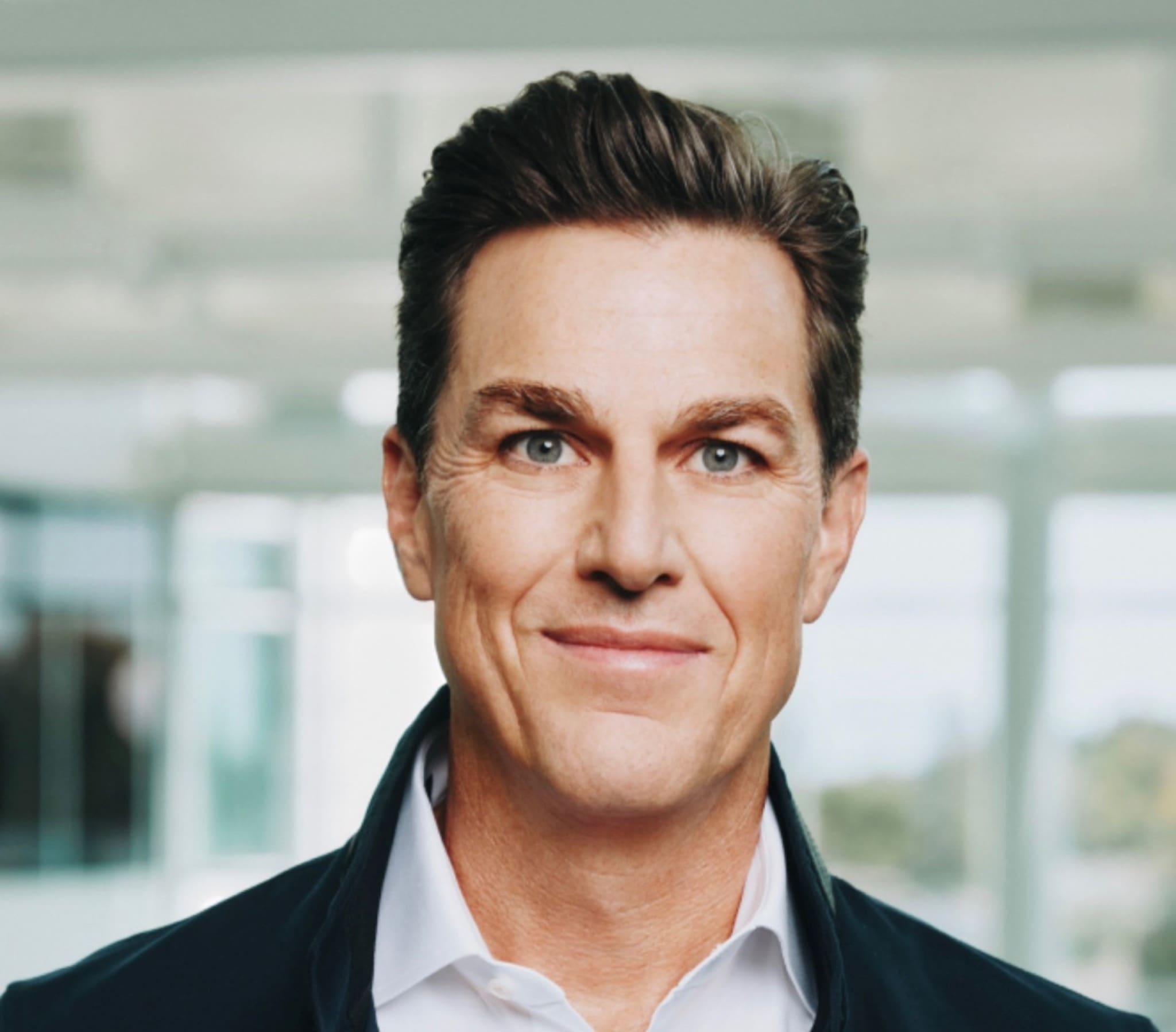 Disney își caută un nou șef, iar CEO-ul EA este unul dintre favoriți