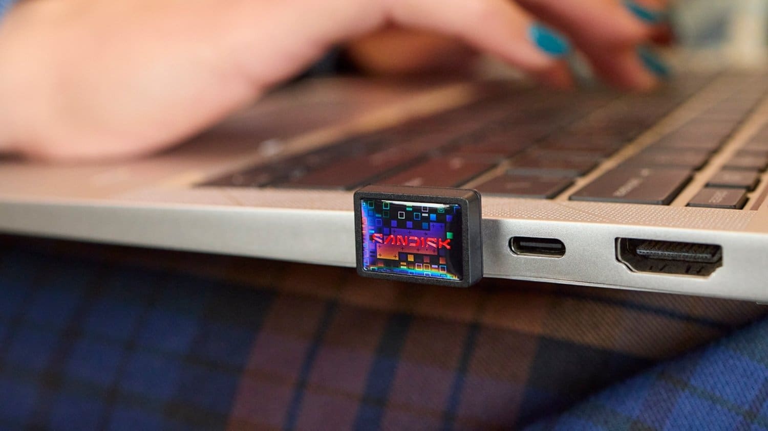 Cel mai mic stick USB-C de 1 TB din lume vine de la Sandisk